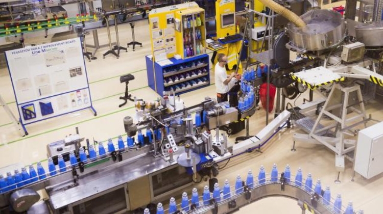 Video: Unilever Expands Strategic Plant In Eastern Hungary - XpatLoop.com