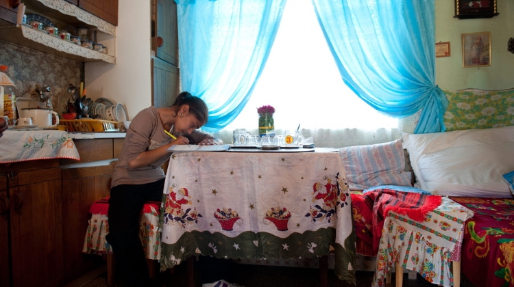 Audit Office: Around 2 Million People Live In Poverty In Hungary ...