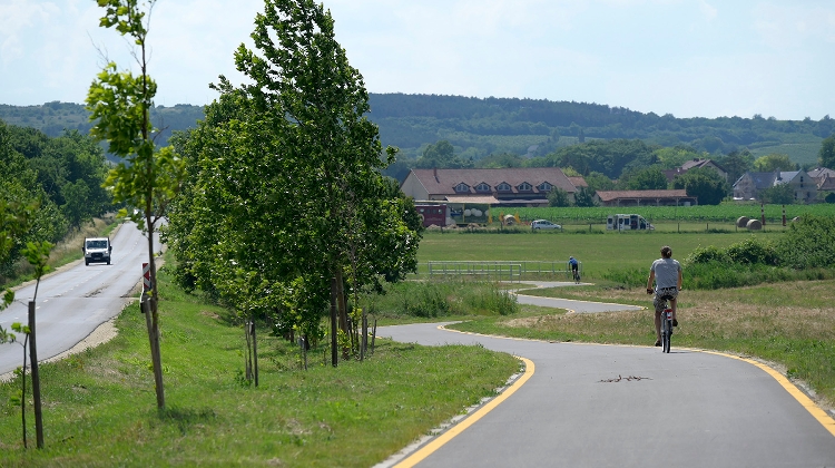 BUBA Bike Path Completed Connecting Budapest-Balaton - XpatLoop.com