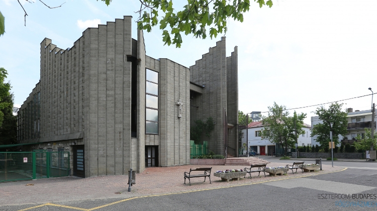 Top 5 Most Unusual Buildings in Budapest - XpatLoop.com