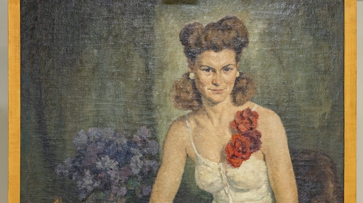 Art of Diplomacy: Cheney Painting Presented by Chile to Salgótarján ...