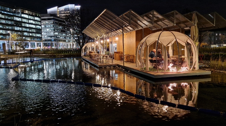 Top 7 Waterside Restaurants in Budapest - XpatLoop.com