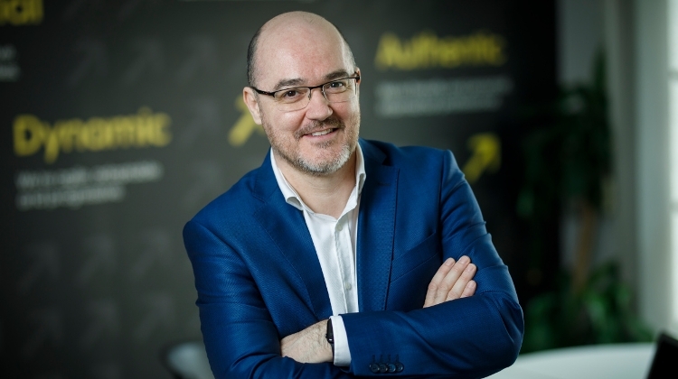 Balázs Bakos, CEO, Co-Founder, Zoosh Hungary Ltd. - XpatLoop.com