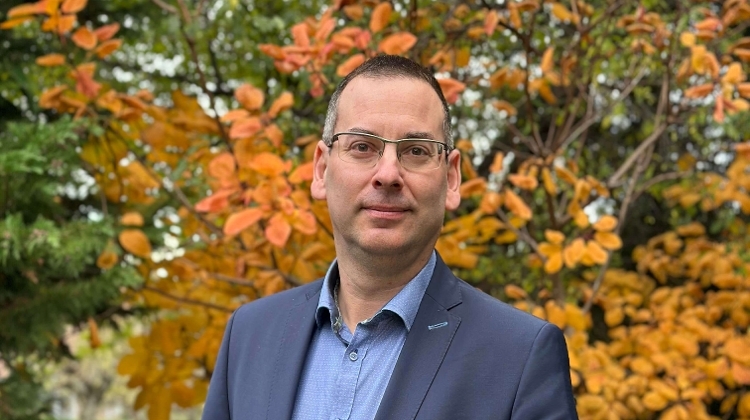 Péter Simon, Lawyer, Facilities Management Expert in Budapest ...